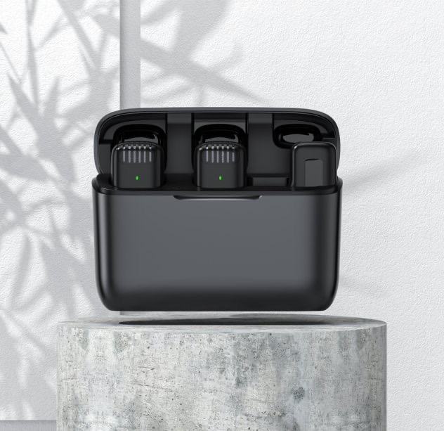 2-in-1 Wireless Microphone with Lightning Connector - Audio Recording